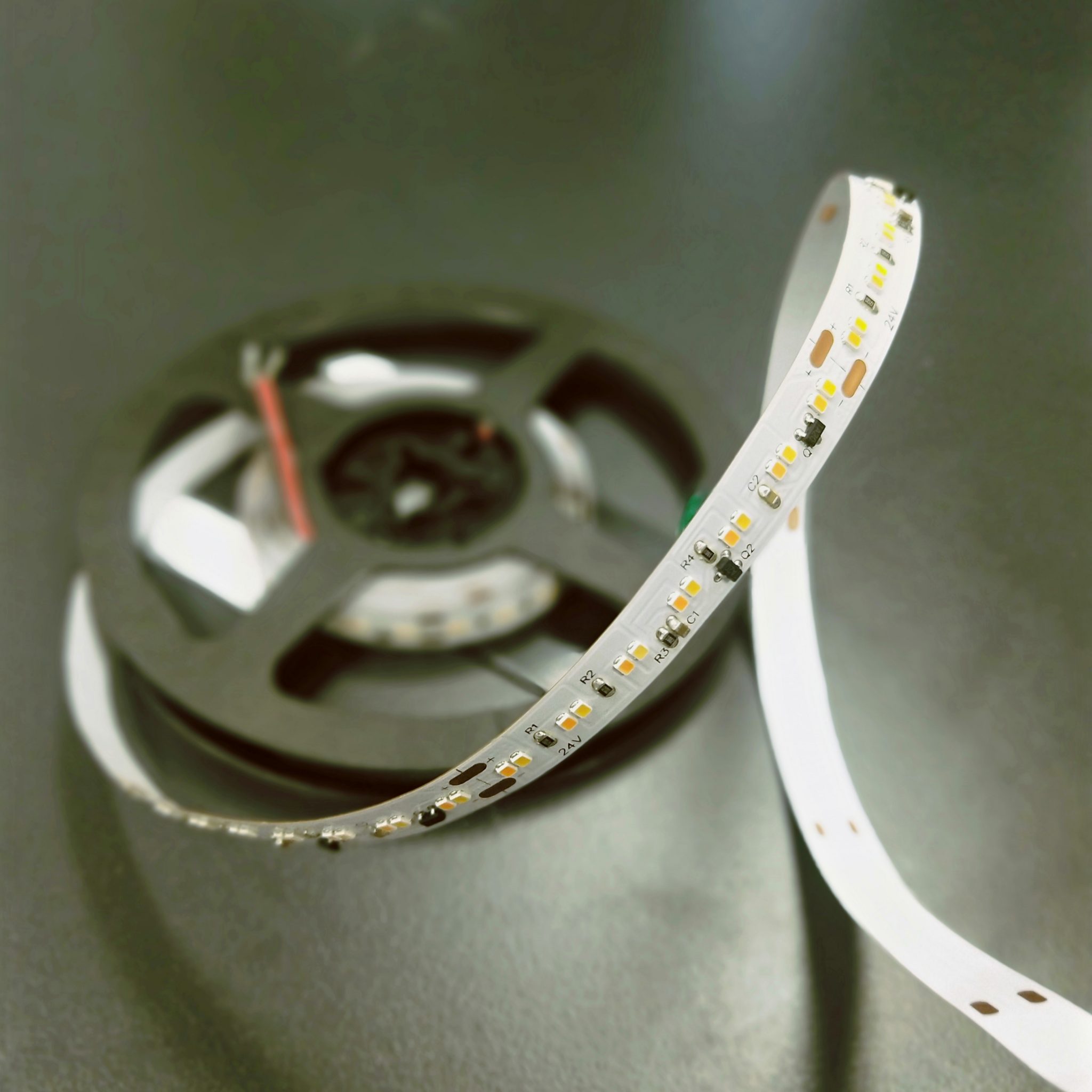 DIM to WARM LED Strip for Caribou Razor LED Profiles (3000K > 1800K ...
